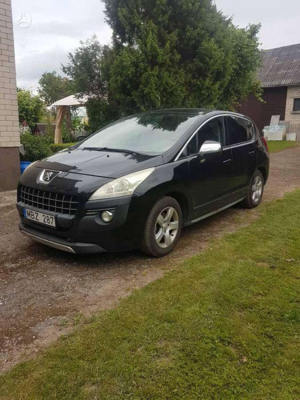 Black Peugeot 3008 2011 in Elektrenai, with an engine capacity of 2.00 L and mileage of 260 thousand km for 2350 €, photo 2 on AUTOMOTO.COM.LV