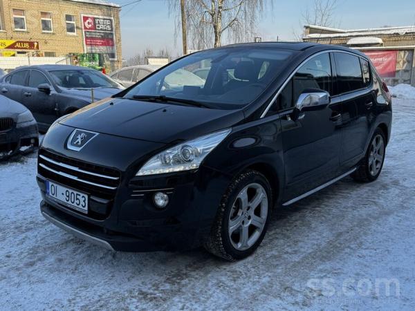 Black Peugeot 3008 2013 in Daugavpils, with an engine capacity of 2.00 L and mileage of 0 thousand km for 5500 €, photo 3 on AUTOMOTO.COM.LV