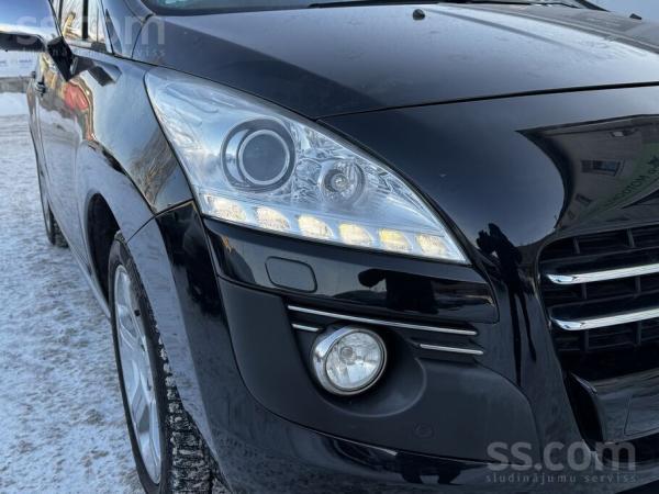 Black Peugeot 3008 2013 in Daugavpils, with an engine capacity of 2.00 L and mileage of 0 thousand km for 5500 €, photo 9 on AUTOMOTO.COM.LV