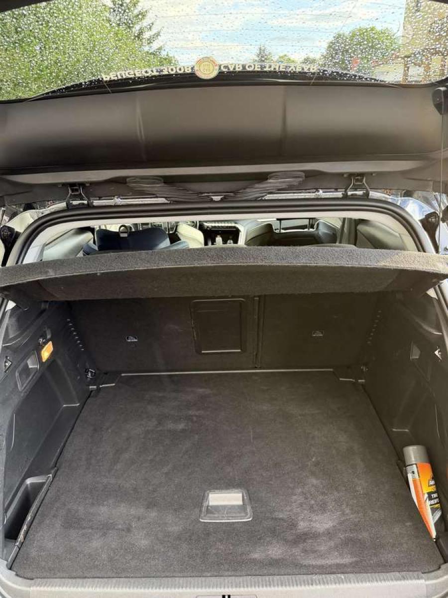 Melns Peugeot 3008 2017 Kauņa, ar dzinēja tilpumu 1.56 L un nobraukumu 230 tūkst. km par 11900 €, foto 12 vietnē AUTOMOTO.COM.LV