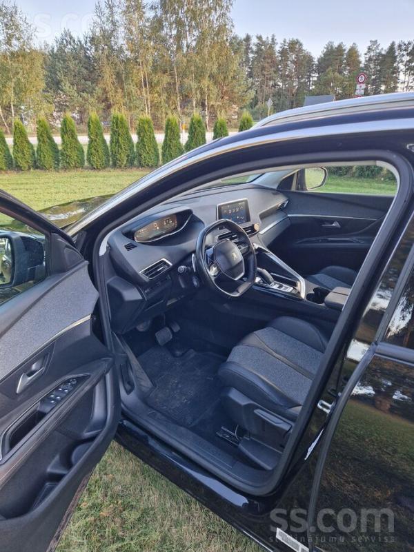 Black Peugeot 3008 2018 in Riga, with an engine capacity of 1.20 L and mileage of 124 thousand km for 12200 €, photo 6 on AUTOMOTO.COM.LV