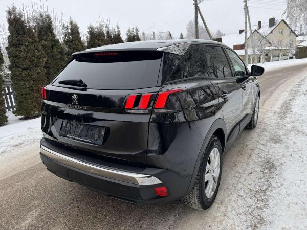 Black Peugeot 3008 2020 in Alytus, with an engine capacity of 1.20 L and mileage of 128 thousand km for 10700 €, photo 10 on AUTOMOTO.COM.LV