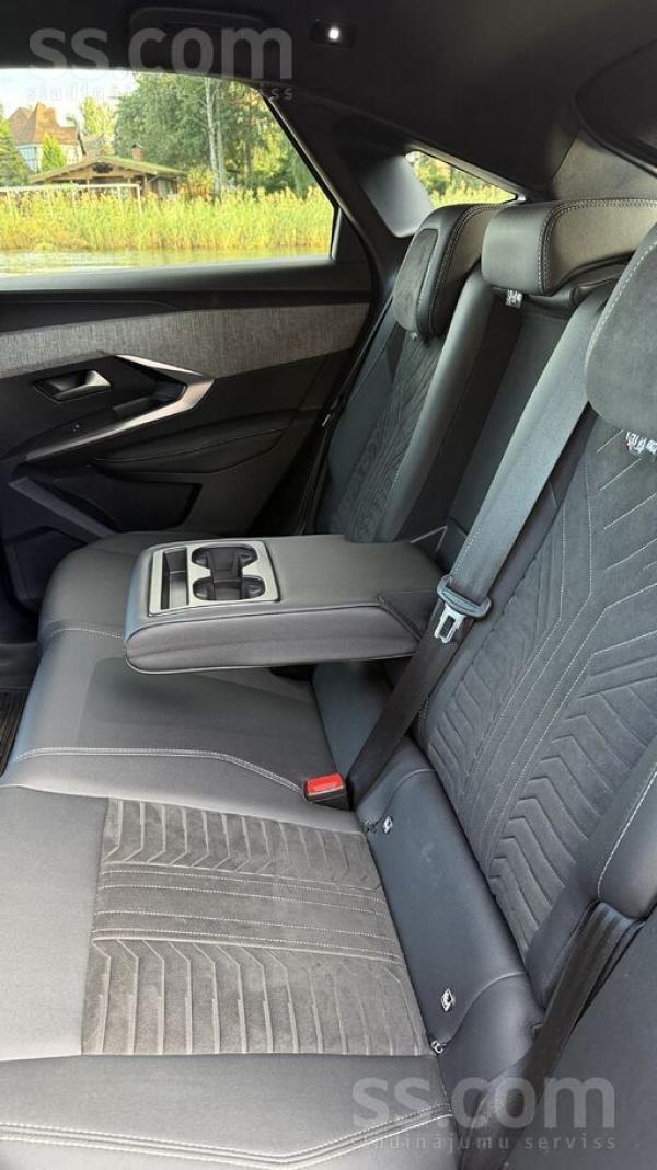 Peugeot 3008 2024 Rīga vietnē Melns Peugeot 3008 2024 Rīga, ar dzinēja tilpumu 1.20 L un nobraukumu 30 tūkst. km par 257000 €, foto 8 vietnē AUTOMOTO.COM.LV
