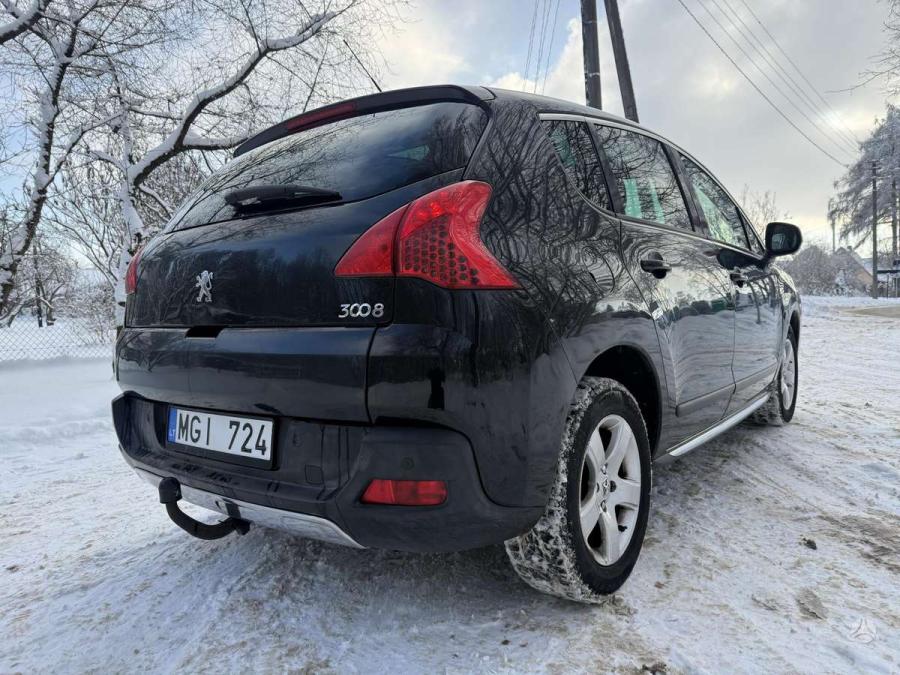 Melns Peugeot 3008 2009 Viļņa, ar dzinēja tilpumu 1.56 L un nobraukumu 292 tūkst. km par 2900 €, foto 4 vietnē AUTOMOTO.COM.LV