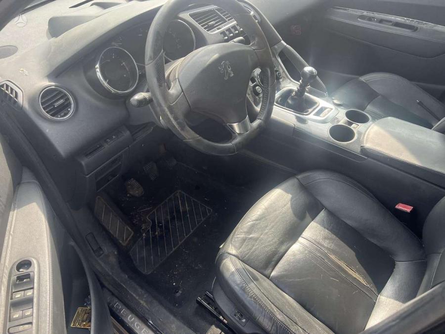 Black Peugeot 3008 2009 in Taurage, with an engine capacity of 2.00 L and mileage of 234 thousand km for 1300 €, photo 13 on AUTOMOTO.COM.LV
