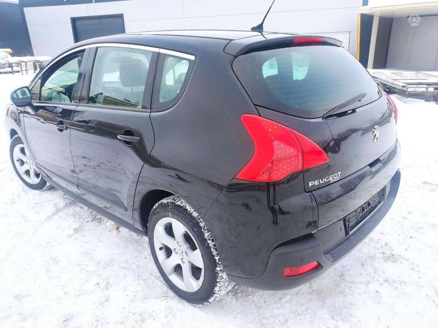 Melns Peugeot 3008 2010 Utena, ar dzinēja tilpumu 1.60 L un nobraukumu 225 tūkst. km par 3500 €, foto 2 vietnē AUTOMOTO.COM.LV