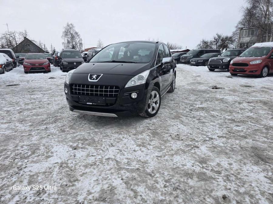 Black Peugeot 3008 2010 in Ukmerge, with an engine capacity of 2.00 L and mileage of 240 thousand km for 3100 €, photo 1 on AUTOMOTO.COM.LV