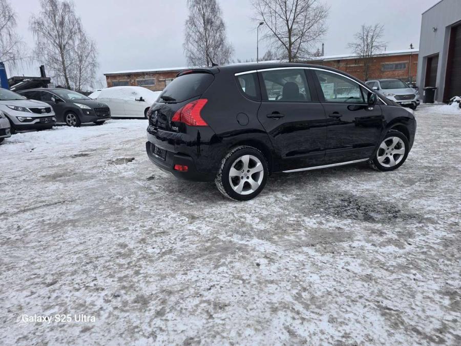 Black Peugeot 3008 2010 in Ukmerge, with an engine capacity of 2.00 L and mileage of 240 thousand km for 3100 €, photo 5 on AUTOMOTO.COM.LV