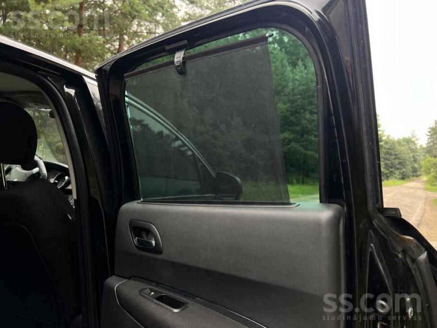Melns Peugeot 3008 2010 Rēzekne, ar dzinēja tilpumu 1.60 L un nobraukumu 281 tūkst. km par 3550 €, foto 18 vietnē AUTOMOTO.COM.LV
