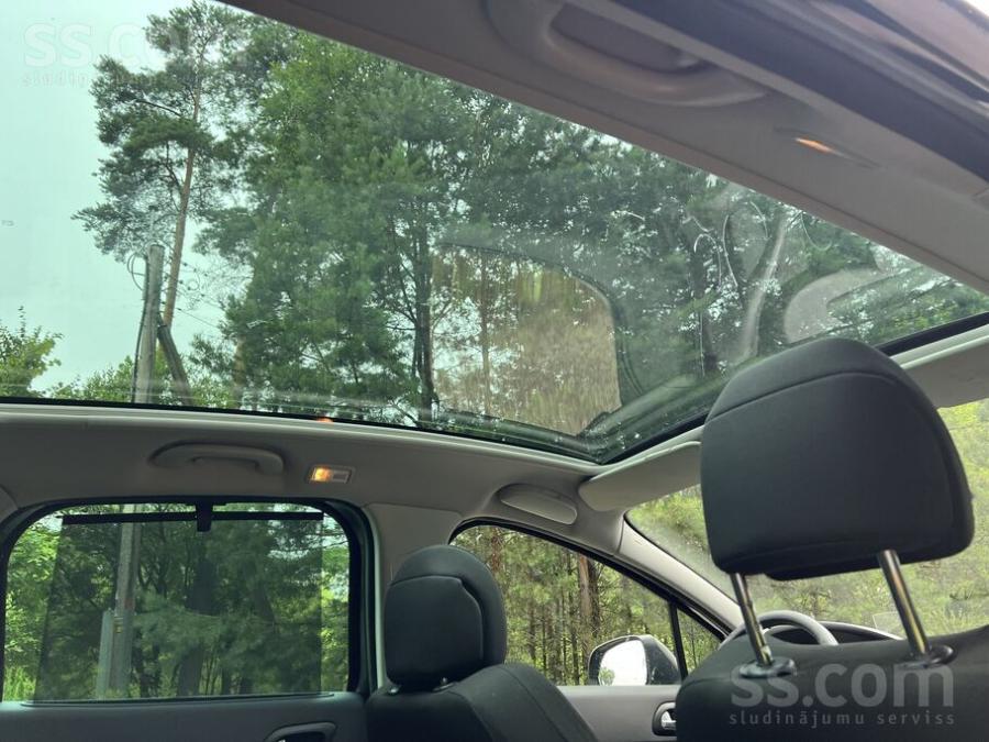 Melns Peugeot 3008 2010 Rēzekne, ar dzinēja tilpumu 1.60 L un nobraukumu 281 tūkst. km par 3550 €, foto 20 vietnē AUTOMOTO.COM.LV