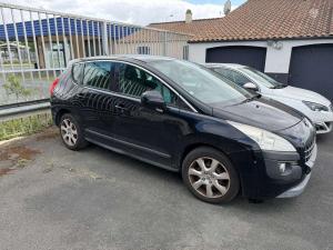 Melns Peugeot 3008 2010 Kauņa, ar dzinēja tilpumu 1.56 L un nobraukumu 250 tūkst. km par 1650 €, foto 3 vietnē AUTOMOTO.COM.LV