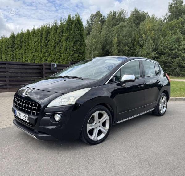 Melns Peugeot 3008 2010 Viļņa, ar dzinēja tilpumu 1.56 L un nobraukumu 312 tūkst. km par 3350 €, foto 1 vietnē AUTOMOTO.COM.LV