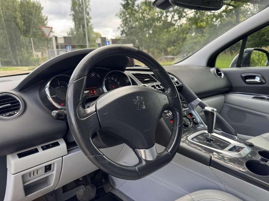 Black Peugeot 3008 2010 in Vilnius, with an engine capacity of 1.56 L and mileage of 312 thousand km for 3350 €, photo 13 on AUTOMOTO.COM.LV