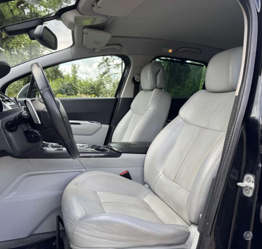 Black Peugeot 3008 2010 in Vilnius, with an engine capacity of 1.56 L and mileage of 312 thousand km for 3350 €, photo 15 on AUTOMOTO.COM.LV