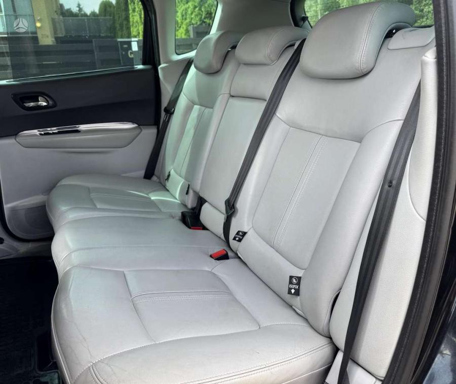 Black Peugeot 3008 2010 in Vilnius, with an engine capacity of 1.56 L and mileage of 312 thousand km for 3350 €, photo 18 on AUTOMOTO.COM.LV