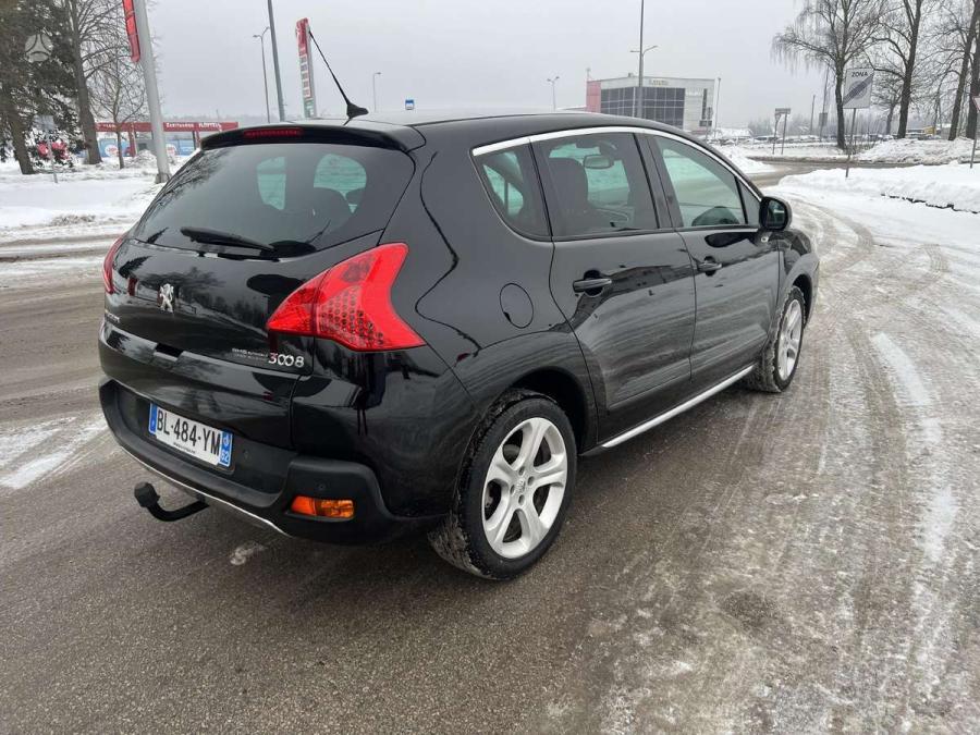 Melns Peugeot 3008 2011 Tauragė, ar dzinēja tilpumu 1.56 L un nobraukumu 243 tūkst. km par 4750 €, foto 4 vietnē AUTOMOTO.COM.LV