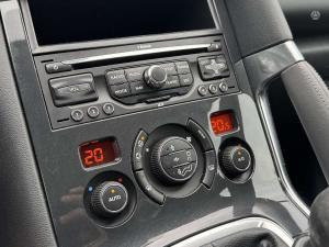 Melns Peugeot 3008 2011 Tauragė, ar dzinēja tilpumu 2.00 L un nobraukumu 253 tūkst. km par 3700 €, foto 17 vietnē AUTOMOTO.COM.LV