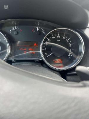 Черный Пежо 3008 2011 в Каунас, объемом двигателя 1.56 л и пробегом 296 тыс. км за 2500 €, фото 7 на AUTOMOTO.COM.LV