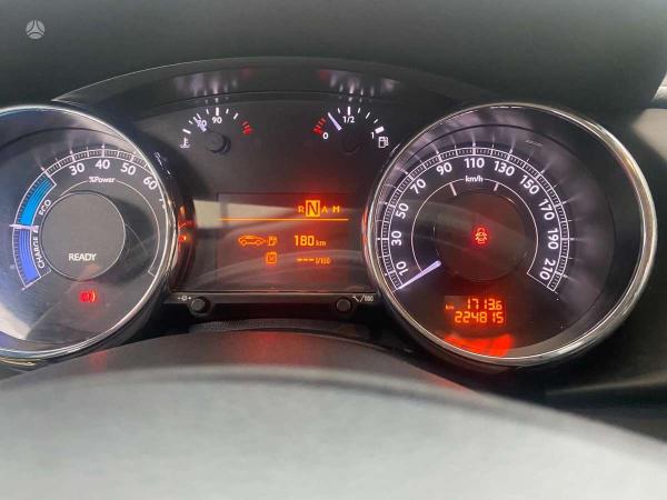 Черный Пежо 3008 2011 в Паневежис, объемом двигателя 2.00 л и пробегом 225 тыс. км за 5350 €, фото 7 на AUTOMOTO.COM.LV