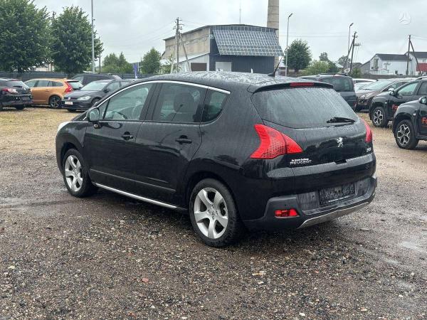 Black Peugeot 3008 2012 in Taurage, with an engine capacity of 2.00 L and mileage of 223 thousand km for 3750 €, photo 4 on AUTOMOTO.COM.LV