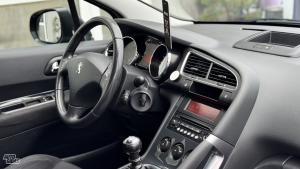 Black Peugeot 3008 2012 in Radviliskis, with an engine capacity of 1.60 L and mileage of 351 thousand km for 3650 €, photo 16 on AUTOMOTO.COM.LV
