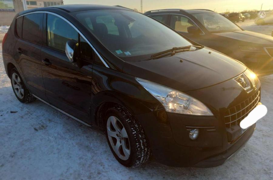 Black Peugeot 3008 2013 in Panevezys, with an engine capacity of 2.00 L and mileage of 280 thousand km for 4200 €, photo 4 on AUTOMOTO.COM.LV