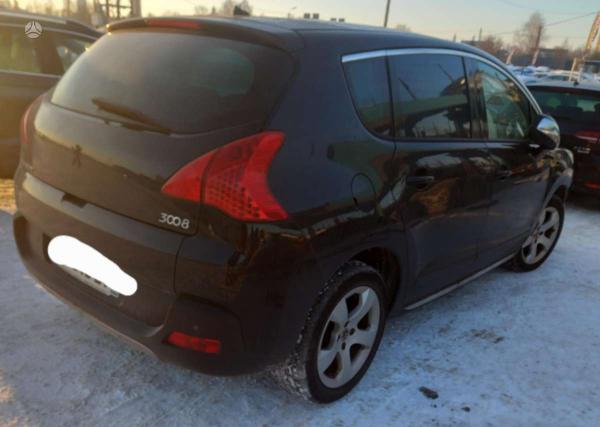Melns Peugeot 3008 2013 Panevēža, ar dzinēja tilpumu 2.00 L un nobraukumu 280 tūkst. km par 4200 €, foto 5 vietnē AUTOMOTO.COM.LV