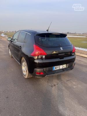 Melns Peugeot 3008 2013 Viļņa, ar dzinēja tilpumu 2.00 L un nobraukumu 169 tūkst. km par 5500 €, foto 3 vietnē AUTOMOTO.COM.LV