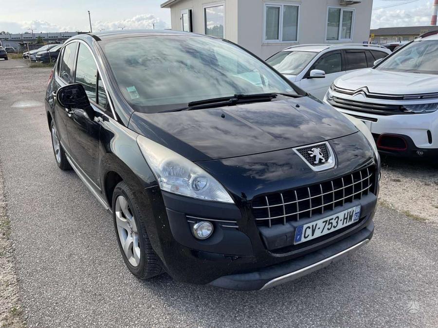 Melns Peugeot 3008 2013 Viļņa, ar dzinēja tilpumu 1.56 L un nobraukumu 200 tūkst. km par 3599 €, foto 4 vietnē AUTOMOTO.COM.LV
