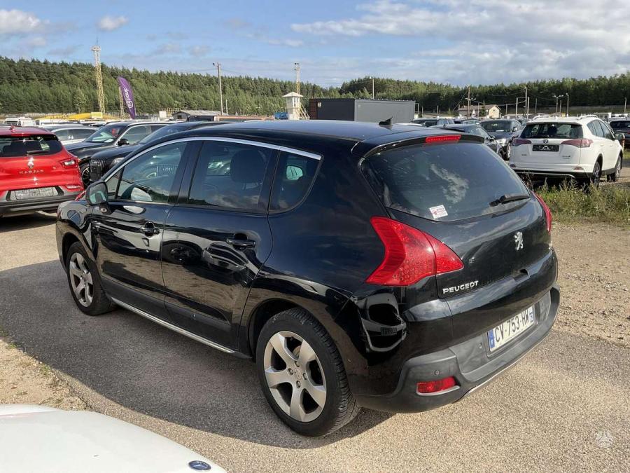 Melns Peugeot 3008 2013 Viļņa, ar dzinēja tilpumu 1.56 L un nobraukumu 200 tūkst. km par 3599 €, foto 7 vietnē AUTOMOTO.COM.LV