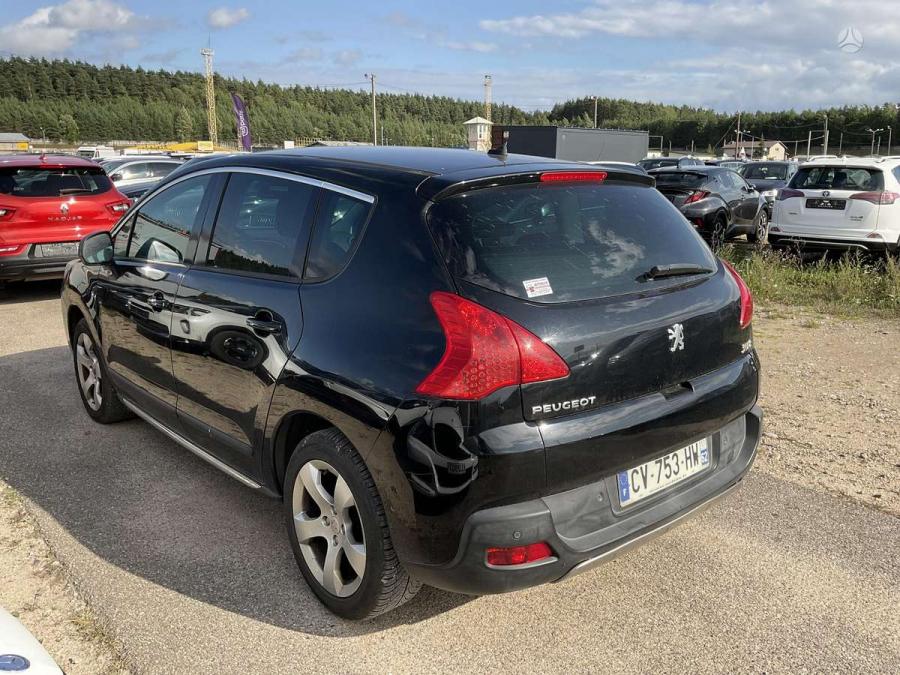 Melns Peugeot 3008 2013 Viļņa, ar dzinēja tilpumu 1.56 L un nobraukumu 200 tūkst. km par 3599 €, foto 9 vietnē AUTOMOTO.COM.LV