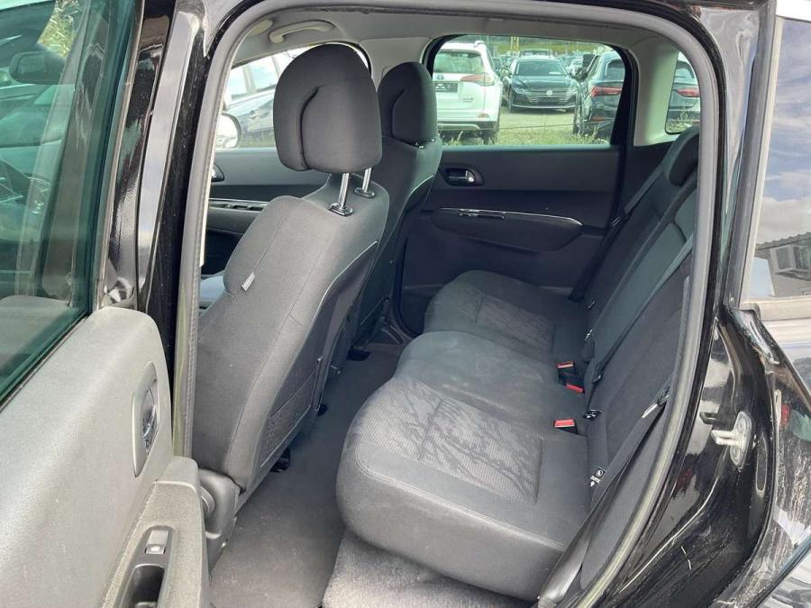 Melns Peugeot 3008 2013 Viļņa, ar dzinēja tilpumu 1.56 L un nobraukumu 200 tūkst. km par 3599 €, foto 17 vietnē AUTOMOTO.COM.LV
