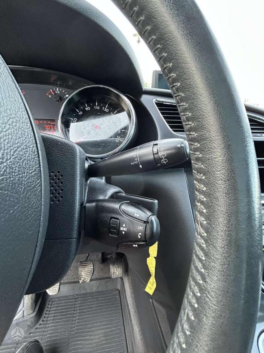 Melns Peugeot 3008 2014 Marijampole, ar dzinēja tilpumu 1.56 L un nobraukumu 252 tūkst. km par 4750 €, foto 17 vietnē AUTOMOTO.COM.LV
