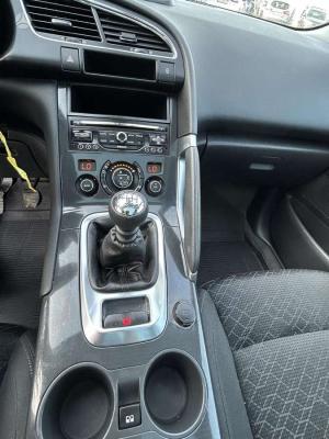 Melns Peugeot 3008 2014 Marijampole, ar dzinēja tilpumu 1.56 L un nobraukumu 252 tūkst. km par 4750 €, foto 18 vietnē AUTOMOTO.COM.LV
