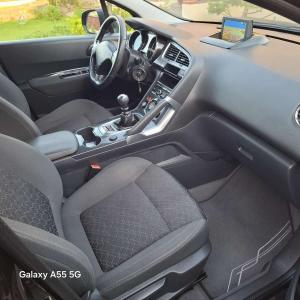 Black Peugeot 3008 2016 in Silale, with an engine capacity of 1.56 L and mileage of 181 thousand km for 5800 €, photo 10 on AUTOMOTO.COM.LV