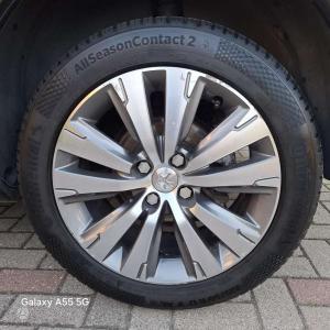 Black Peugeot 3008 2016 in Silale, with an engine capacity of 1.56 L and mileage of 181 thousand km for 5800 €, photo 19 on AUTOMOTO.COM.LV