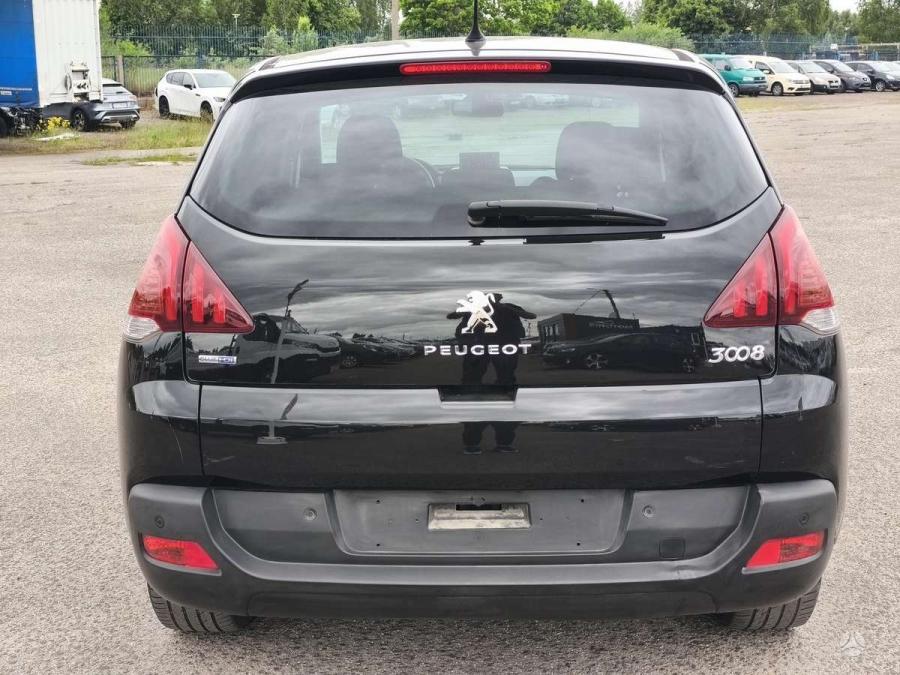 Black Peugeot 3008 2016 in Panevezys, with an engine capacity of 1.56 L and mileage of 200 thousand km for 6300 €, photo 5 on AUTOMOTO.COM.LV