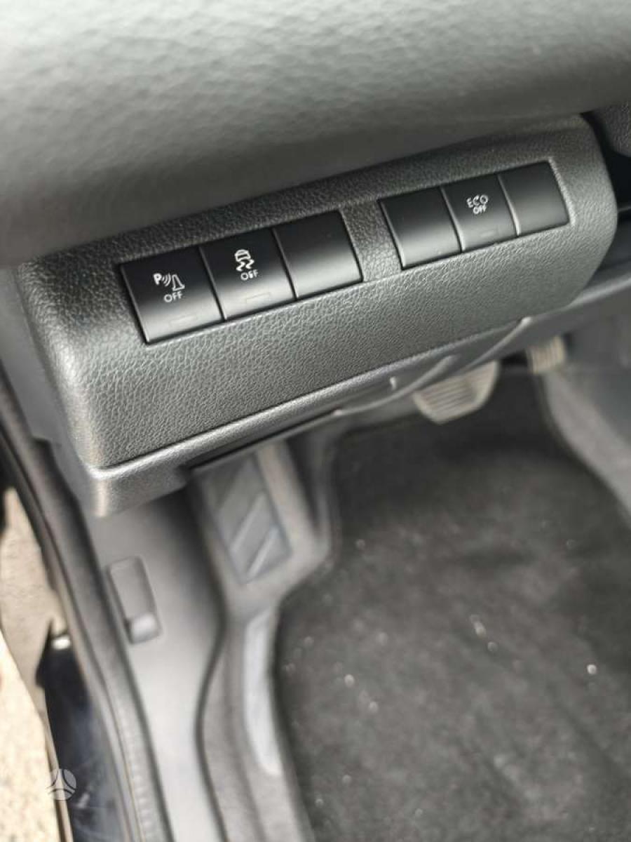 Black Peugeot 3008 2016 in Panevezys, with an engine capacity of 1.56 L and mileage of 200 thousand km for 6300 €, photo 11 on AUTOMOTO.COM.LV