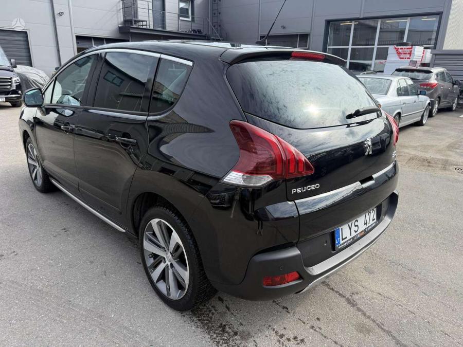 Melns Peugeot 3008 2016 Viļņa, ar dzinēja tilpumu 1.60 L un nobraukumu 320 tūkst. km par 2900 €, foto 7 vietnē AUTOMOTO.COM.LV