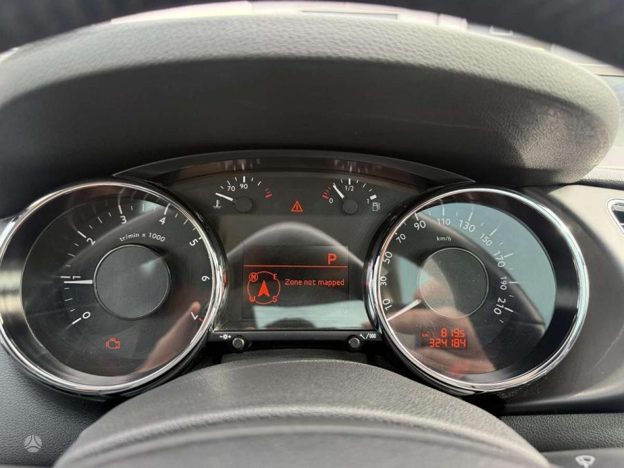 Melns Peugeot 3008 2016 Viļņa, ar dzinēja tilpumu 1.60 L un nobraukumu 320 tūkst. km par 2900 €, foto 16 vietnē AUTOMOTO.COM.LV