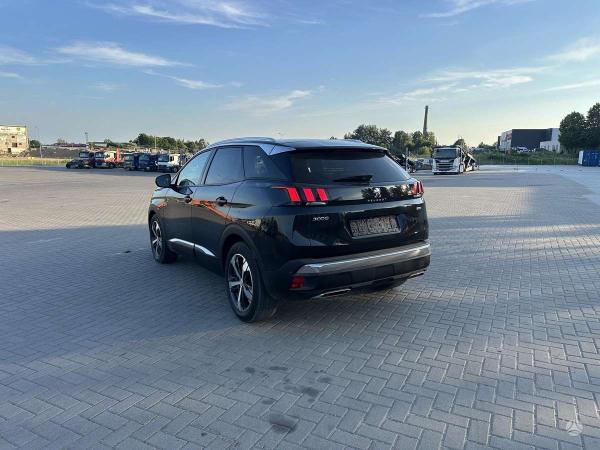 Black Peugeot 3008 2017 in Taurage, with an engine capacity of 1.20 L and mileage of 106 thousand km for 9900 €, photo 10 on AUTOMOTO.COM.LV