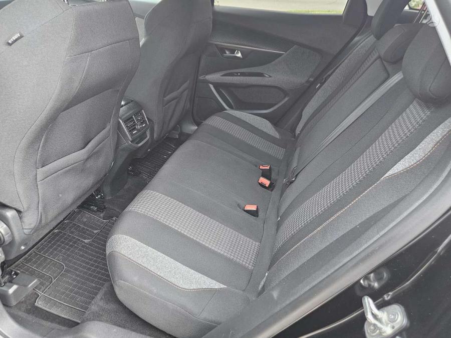 Melns Peugeot 3008 2017 Šauļi, ar dzinēja tilpumu 1.60 L un nobraukumu 189 tūkst. km par 10750 €, foto 16 vietnē AUTOMOTO.COM.LV