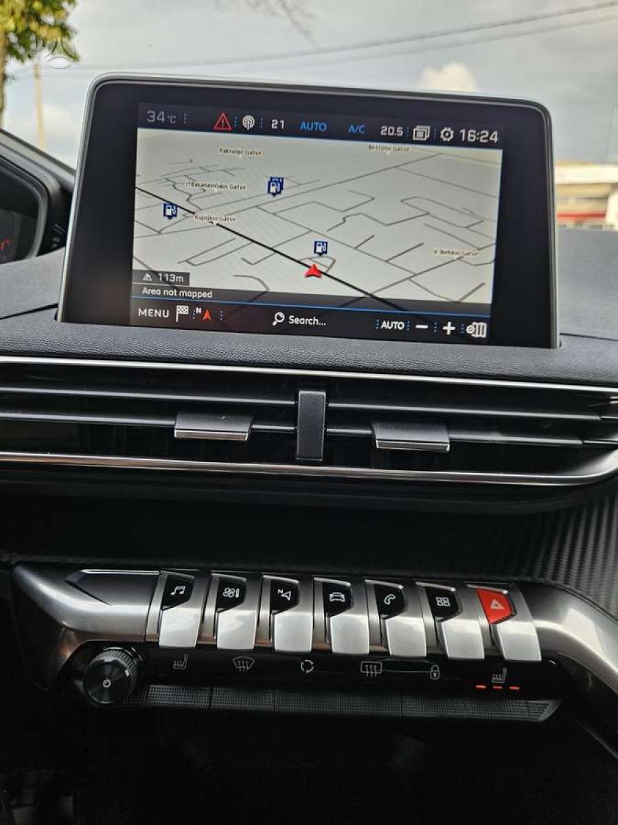 Melns Peugeot 3008 2017 Šauļi, ar dzinēja tilpumu 1.60 L un nobraukumu 189 tūkst. km par 10750 €, foto 22 vietnē AUTOMOTO.COM.LV