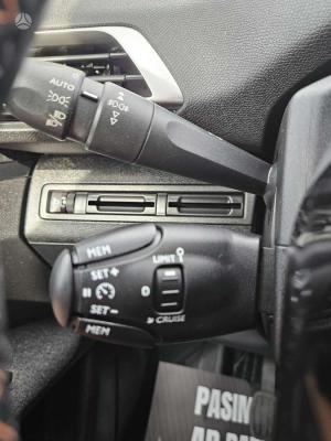 Melns Peugeot 3008 2017 Šauļi, ar dzinēja tilpumu 1.60 L un nobraukumu 189 tūkst. km par 10750 €, foto 27 vietnē AUTOMOTO.COM.LV