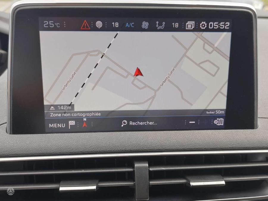 Melns Peugeot 3008 2017 Šauļi, ar dzinēja tilpumu 1.60 L un nobraukumu 208 tūkst. km par 12900 €, foto 17 vietnē AUTOMOTO.COM.LV