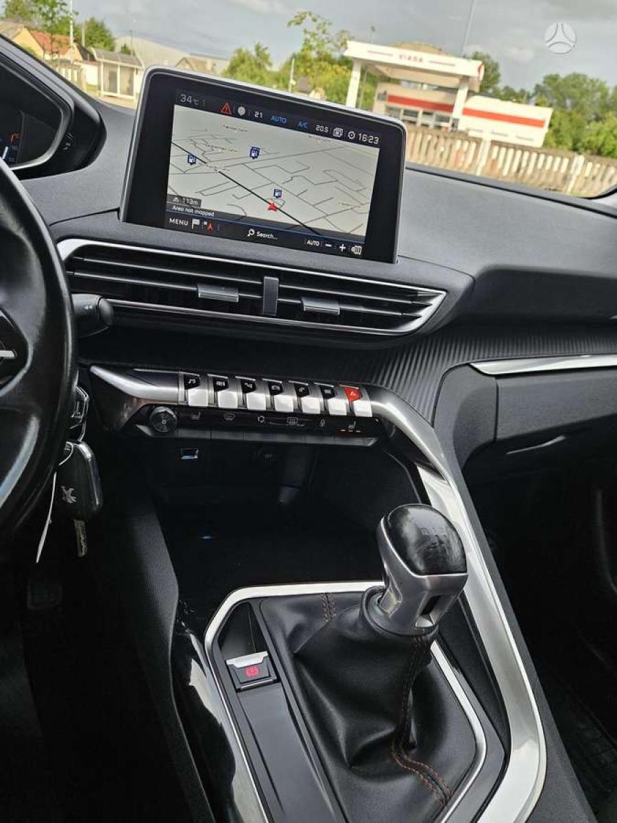 Melns Peugeot 3008 2017 Šauļi, ar dzinēja tilpumu 1.60 L un nobraukumu 189 tūkst. km par 10950 €, foto 21 vietnē AUTOMOTO.COM.LV