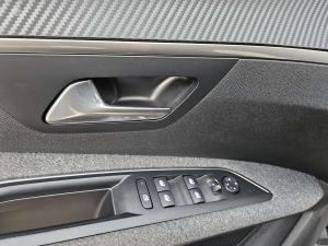 Melns Peugeot 3008 2017 Šauļi, ar dzinēja tilpumu 1.60 L un nobraukumu 189 tūkst. km par 10950 €, foto 24 vietnē AUTOMOTO.COM.LV