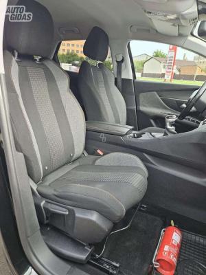 Melns Peugeot 3008 2017 Šauļi, ar dzinēja tilpumu 1.60 L un nobraukumu 189 tūkst. km par 10950 €, foto 15 vietnē AUTOMOTO.COM.LV