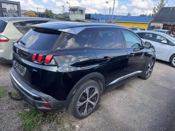 Black Peugeot 3008 2017 in Kaunas, with an engine capacity of 1.20 L and mileage of 26 thousand km for 7850 €, photo 5 on AUTOMOTO.COM.LV