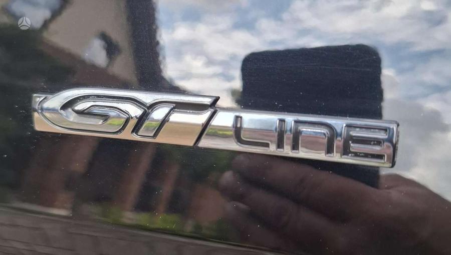 Black Peugeot 3008 2018 in Silale, with an engine capacity of 1.50 L and mileage of 180 thousand km for 10800 €, photo 8 on AUTOMOTO.COM.LV